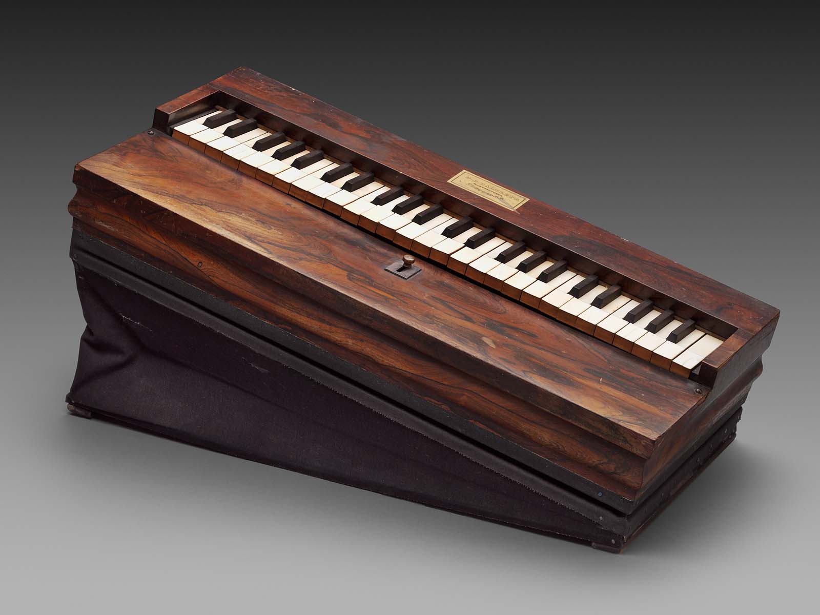 Melodeon (lap organ) | Museum of Fine Arts, Boston