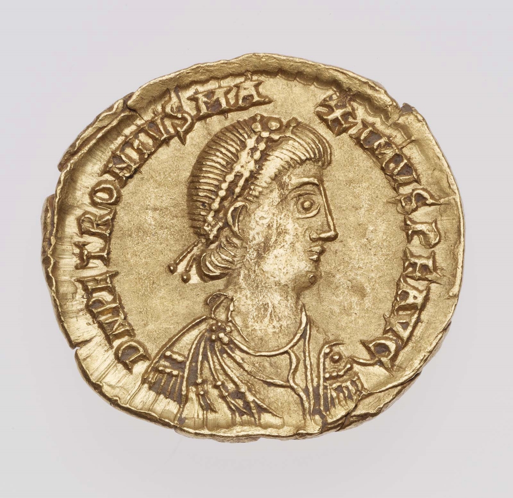 Solidus with bust of Petronius Maximus | Museum of Fine Arts, Boston