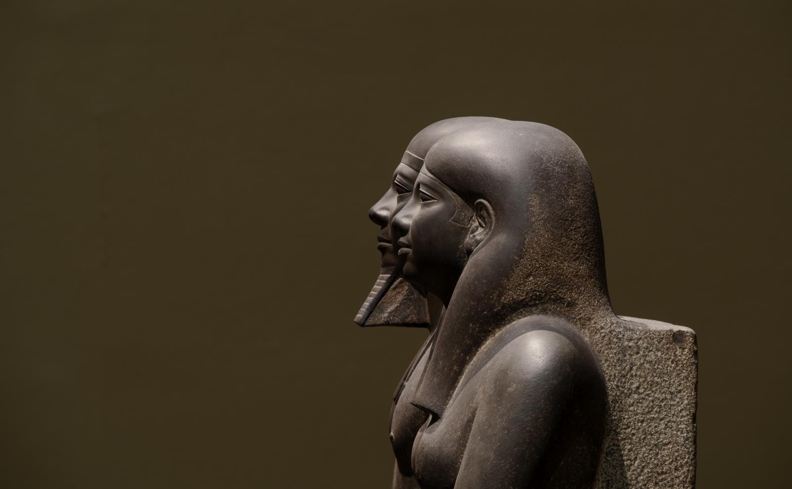 King Menkaura (Mycerinus) and queen | Museum of Fine Arts, Boston